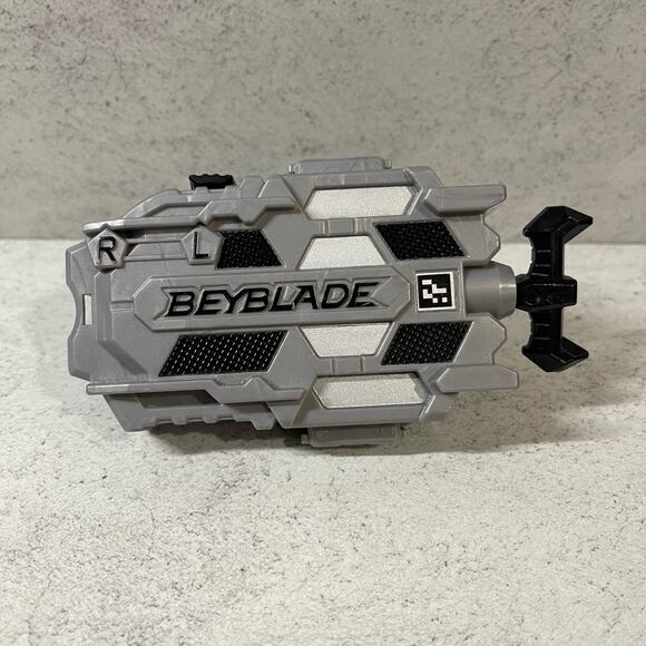 Hasbro | Toys | Beyblade Burst Evolution Dual Threat Launcher From 27 ...